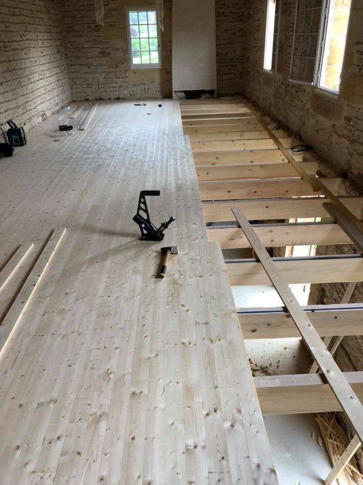 Pose de solivage autour de Sarlat-la-Canéda et Bergerac